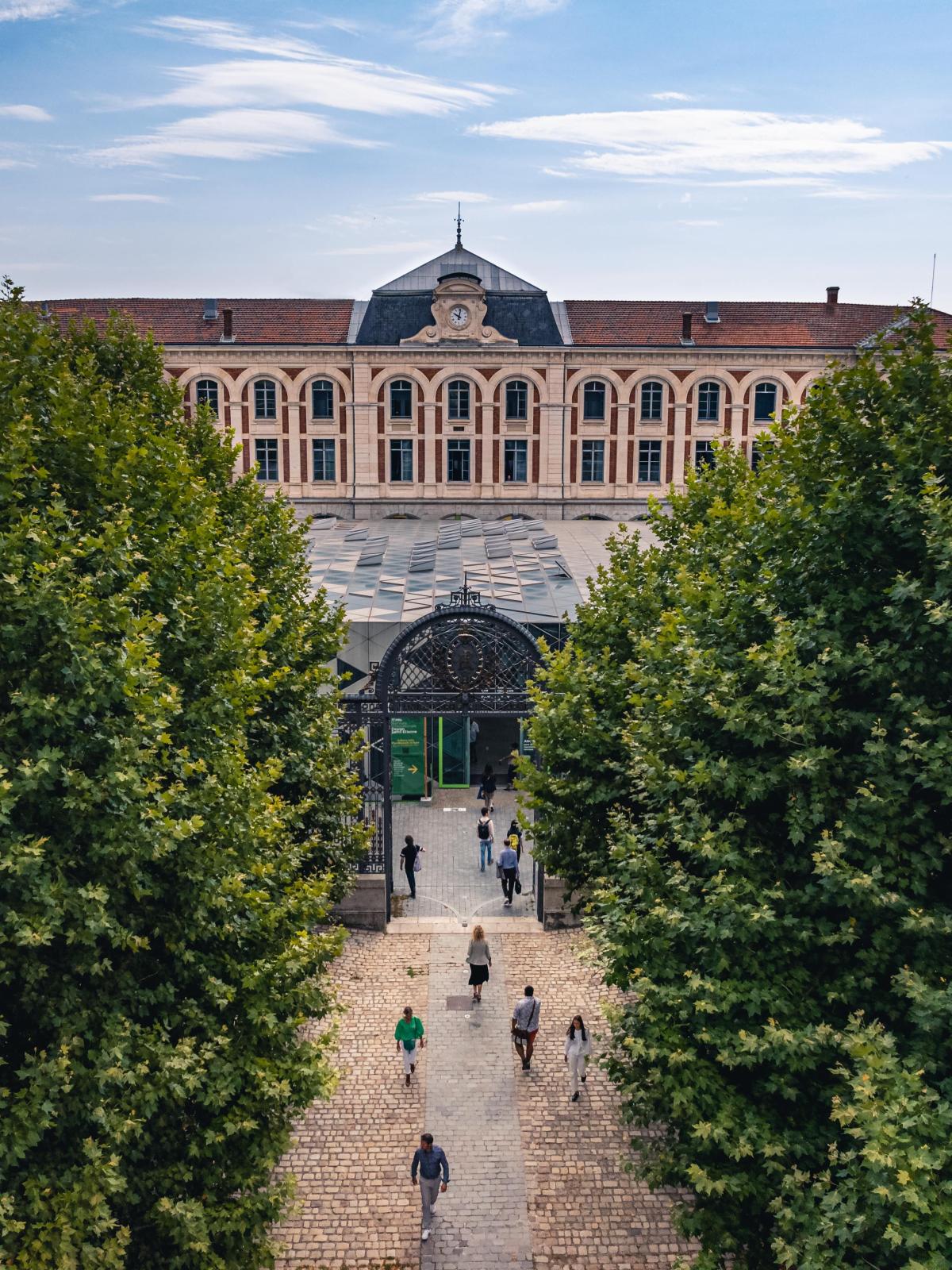 Forteresse Médiévale et Chapelle de Couzan (Sail-sous-Couzan) | Loire ...