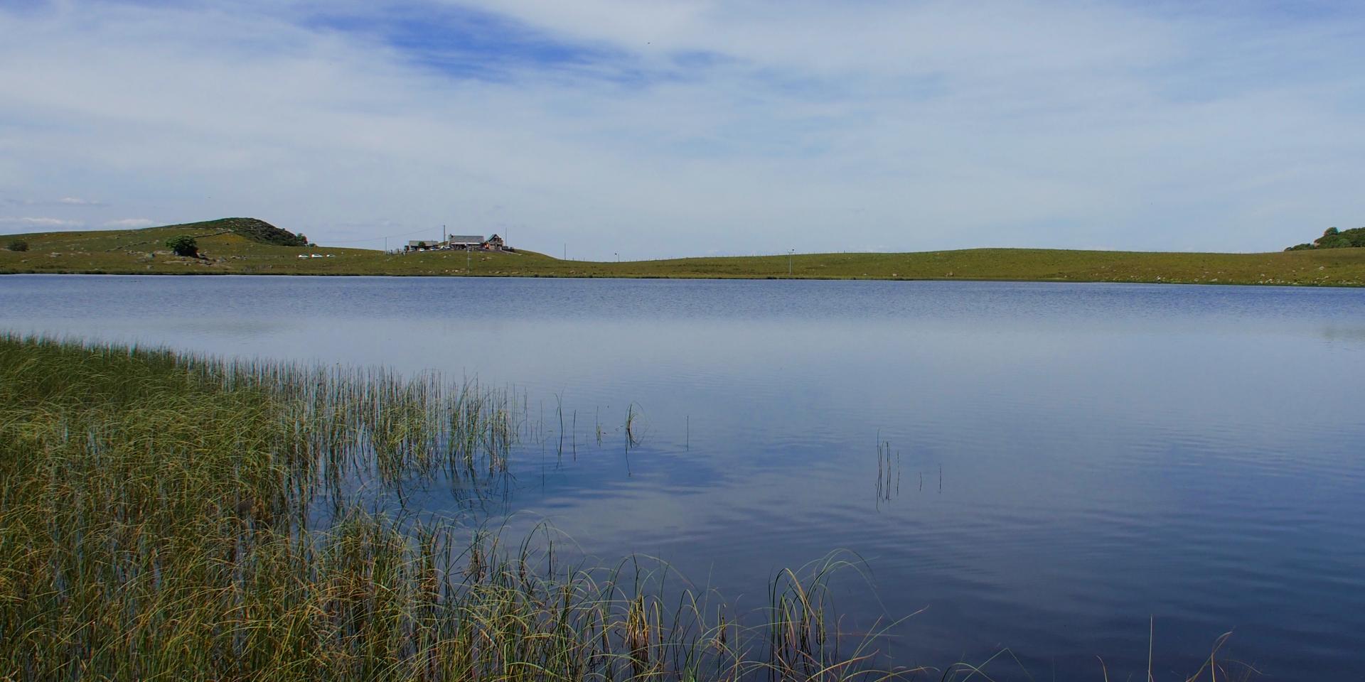 Lake Born | From Aubrac to the Gorges du Tarn
