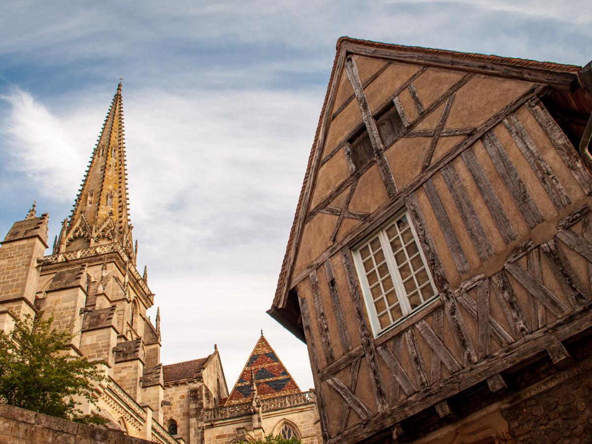 Les visites guidées des lieux impériaux | Office de tourisme d'Autun et ...