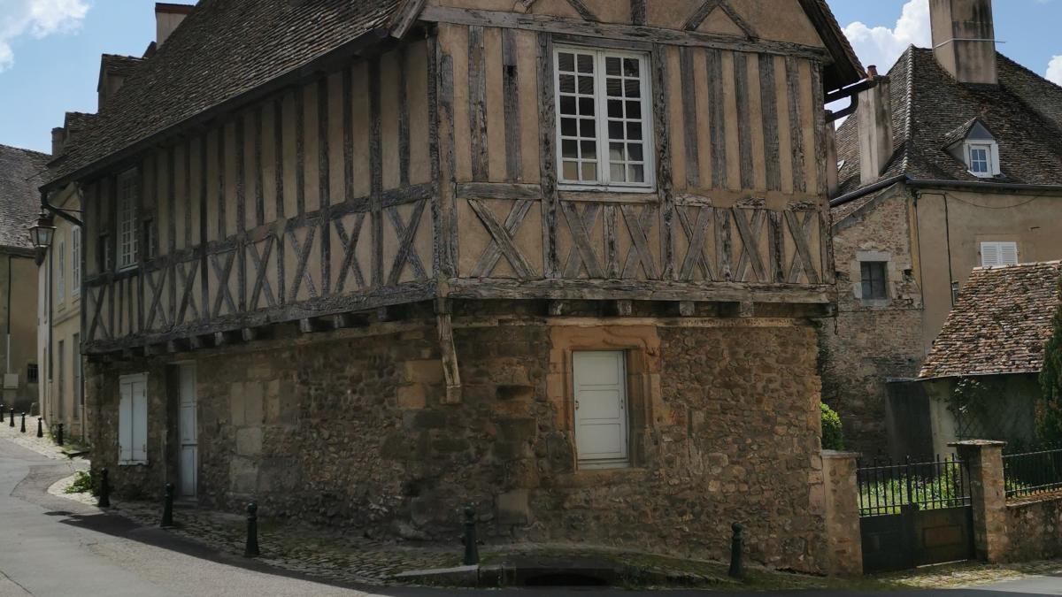 Les visites guidées des lieux impériaux | Office de tourisme d'Autun et ...