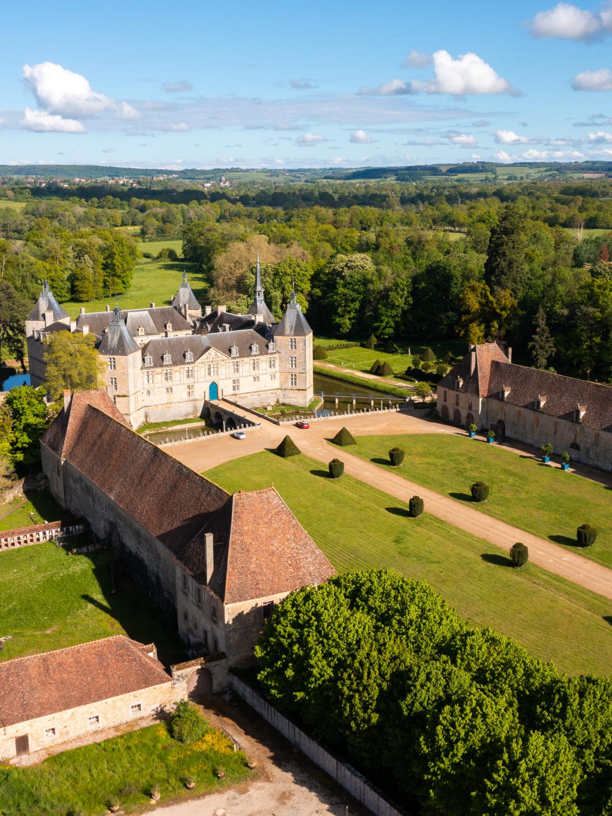 Les visites guidées des châteaux du Grand Autunois Morvan | Office de ...