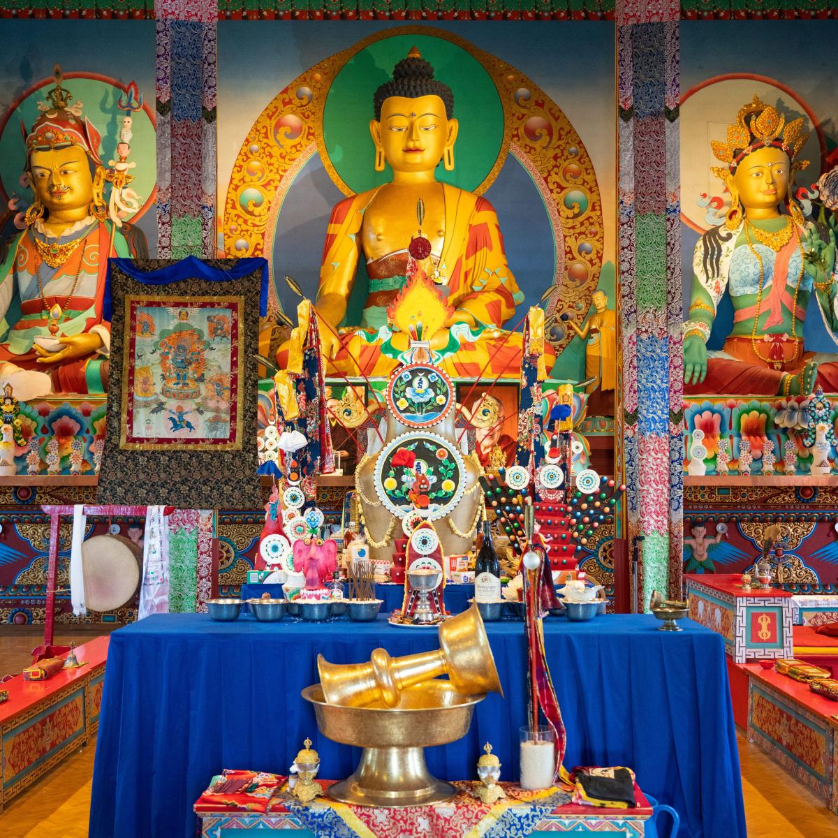 The Buddhist temple of La Boulaye | Office de tourisme d'Autun et du ...