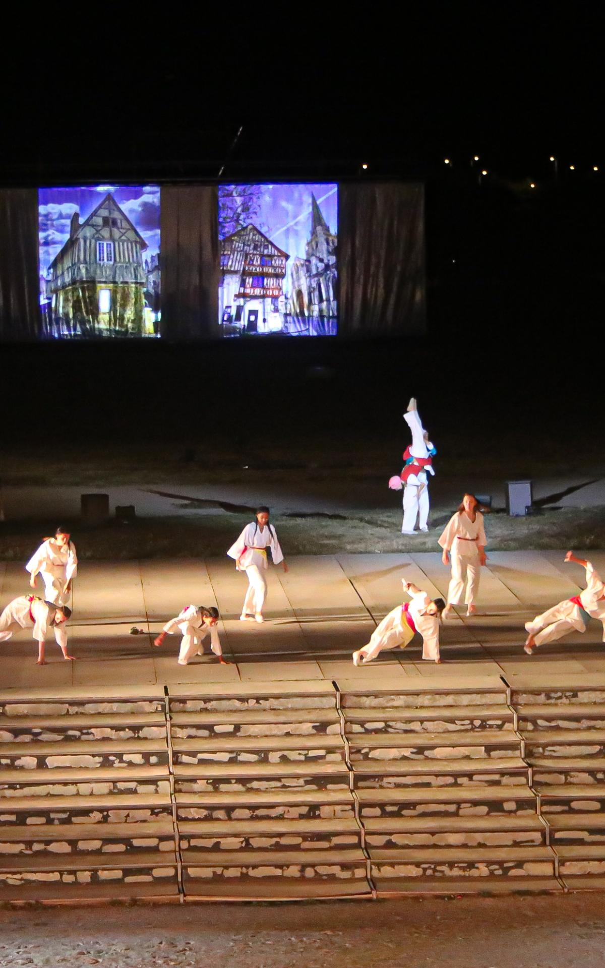 AUGUSTODUNUM, le spectacle historique d’Autun | Office de tourisme d ...