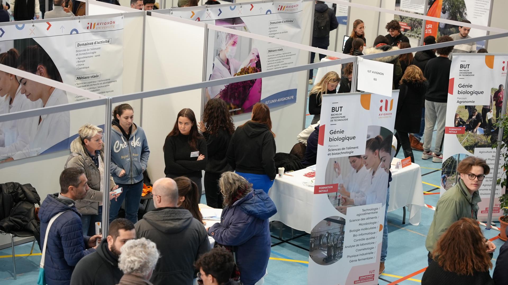 Être étudiant à Avignon | Avignon Tourisme Créateur d'expériences ...