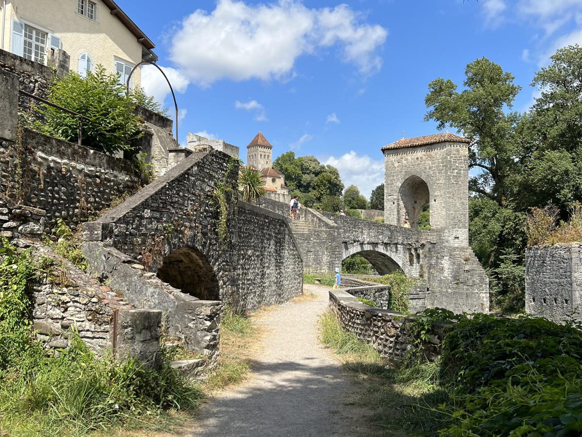 Office de Tourisme Béarn des Gaves : Navarrenx, Salies, Sauveterre