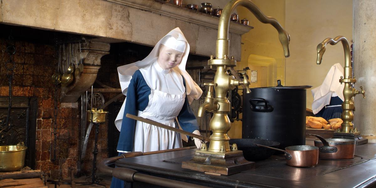 Visit the Hôtel-Dieu Museum – Hospices de Beaune | Beaune and the ...