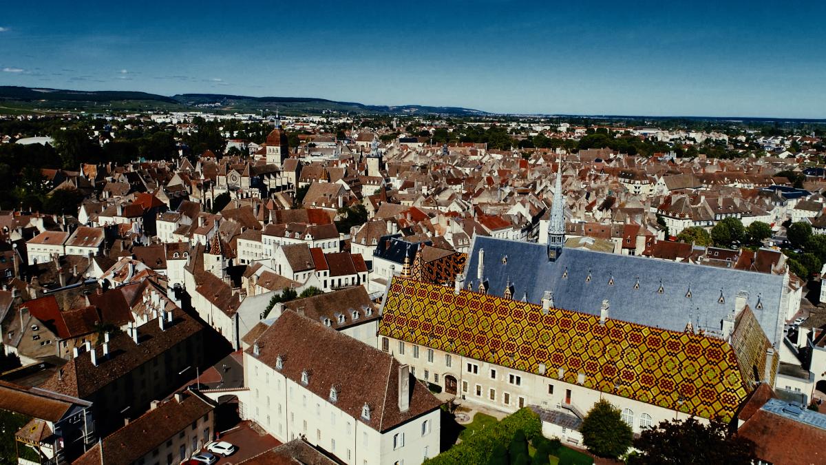Visit the Hôtel-Dieu Museum – Hospices de Beaune | Beaune and the ...