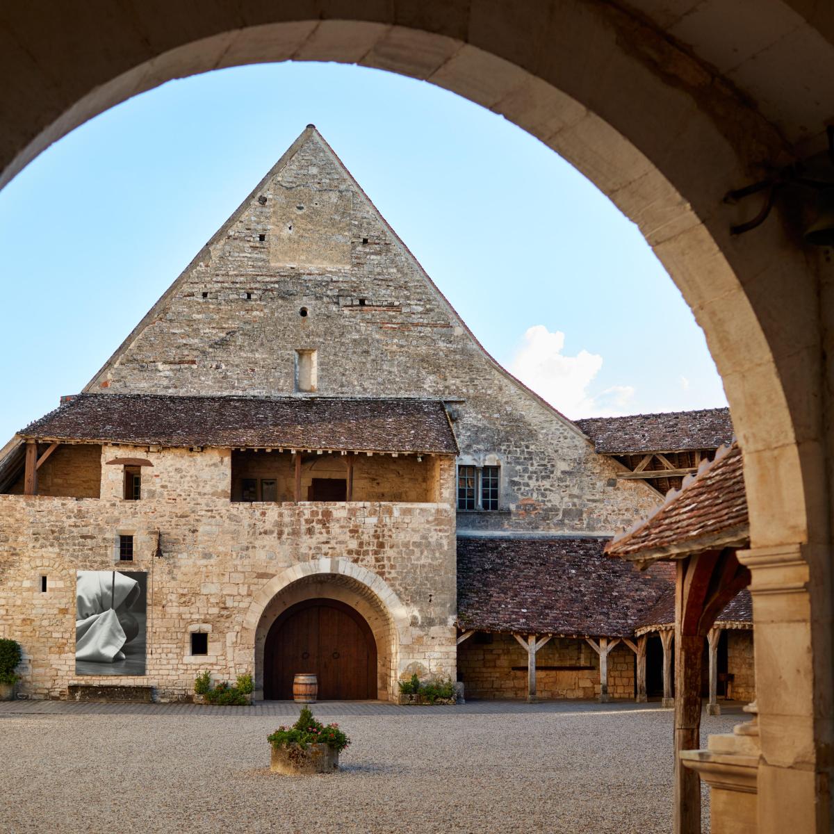 Top Burgundy wine : Clos de Vougeot | Beaune and the Beaune region ...