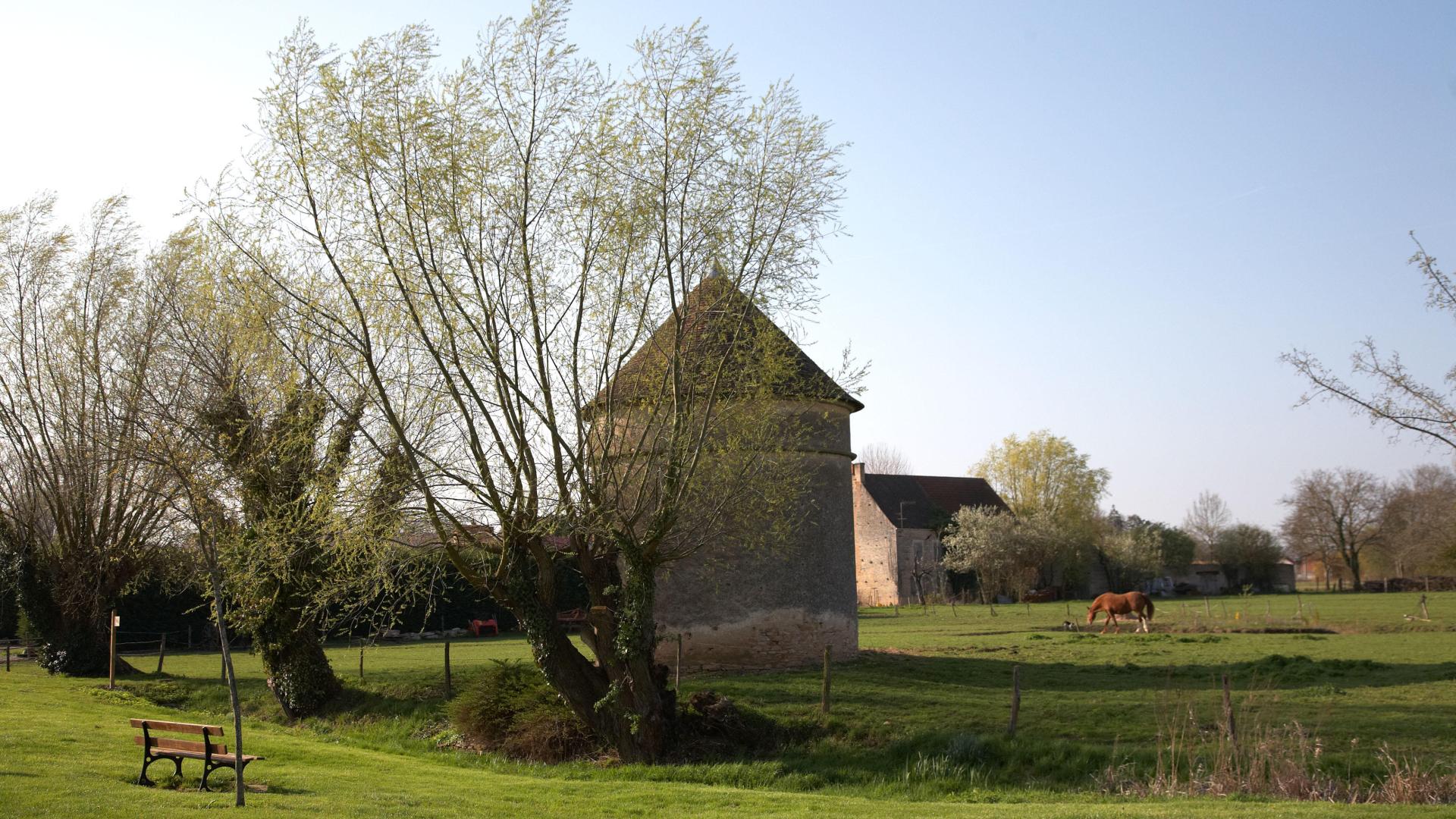 Les villages autour de Beaune | Beaune et le Pays Beaunois Tourisme ...
