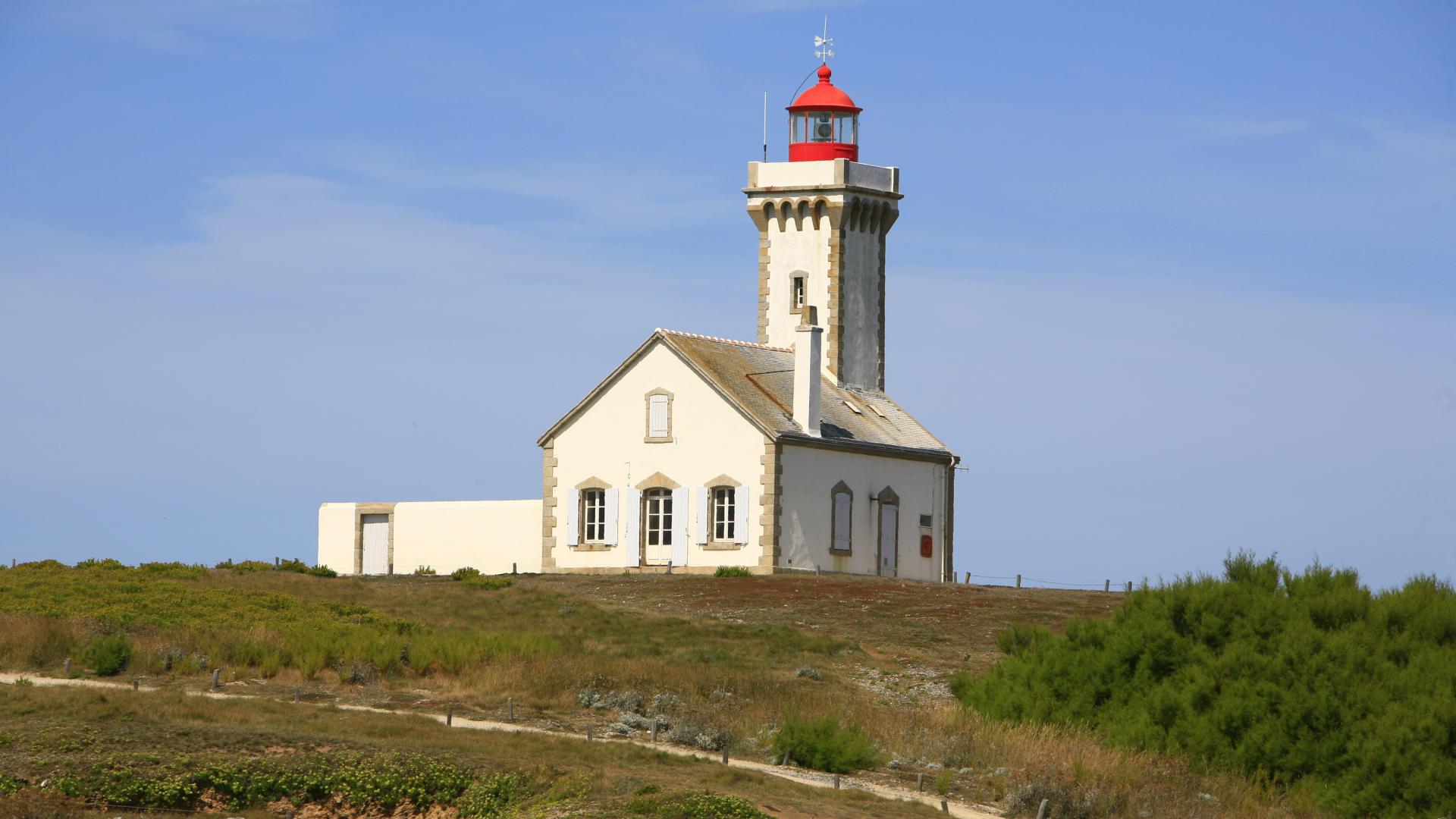 Le phare des Poulains | Office de Tourisme de Belle-Ile-en-Mer – Site ...