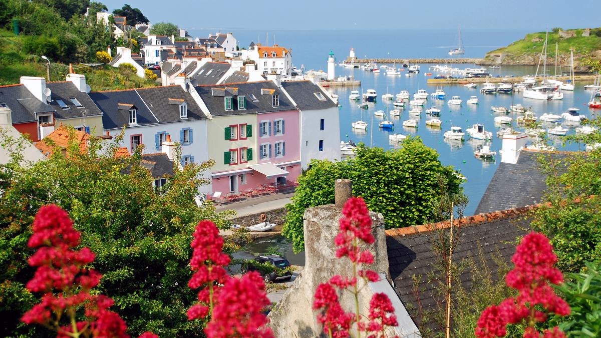 Sauzon et son port pittoresque | Office de Tourisme de Belle-Ile-en-Mer ...