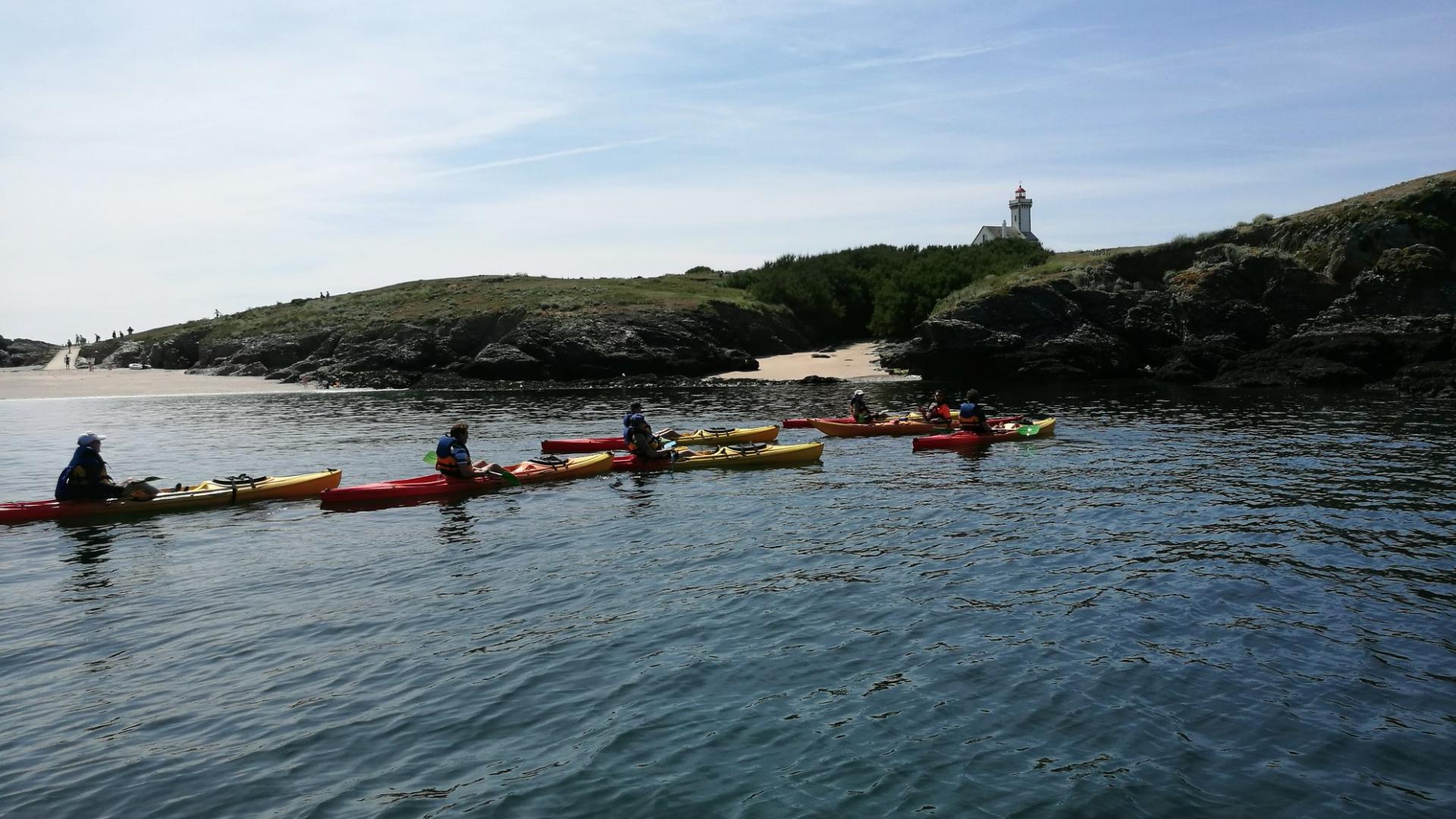 Le kayak à Belle-île en pratique | Office de Tourisme de Belle-Ile-en ...