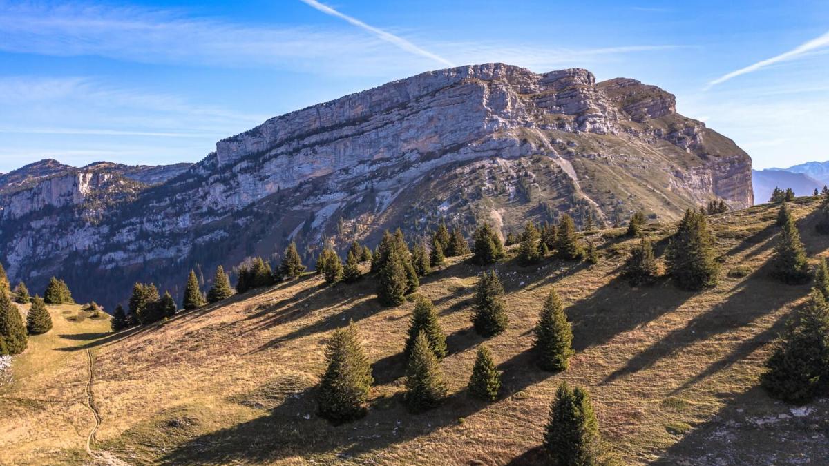 Le Plateau des Petites Roches | Office de tourisme Belledonne ...