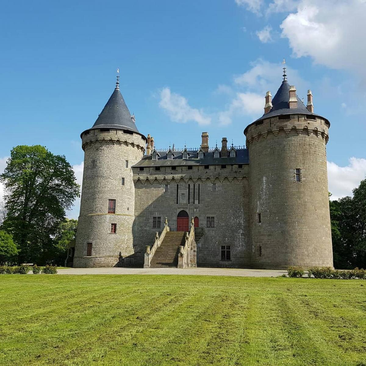 Château de Combourg, the place that inspired Chateaubriand | Ille ...