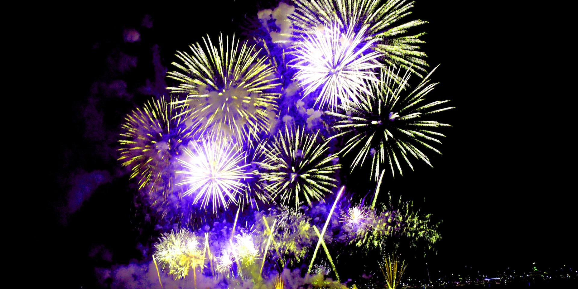 Le Festival d’Art Pyrotechnique de Cannes et son festival de feux d ...