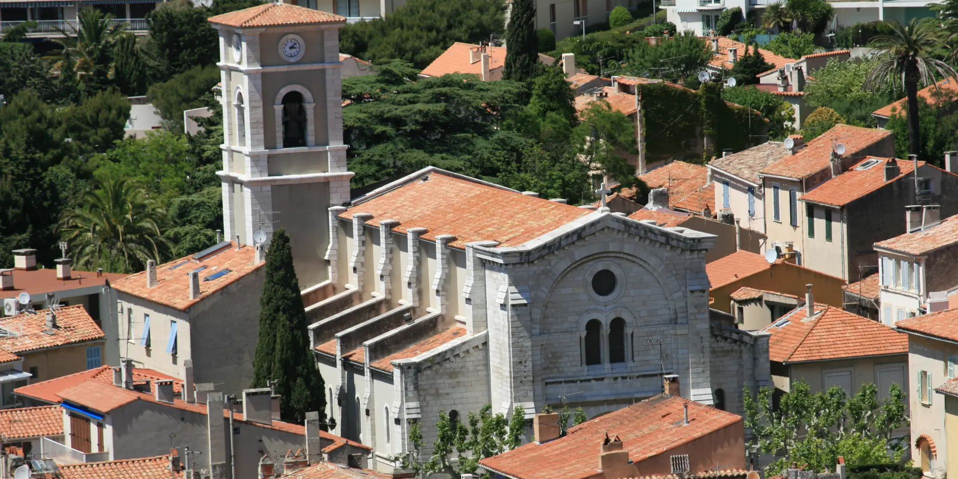 Le Village | Cassis Tourisme