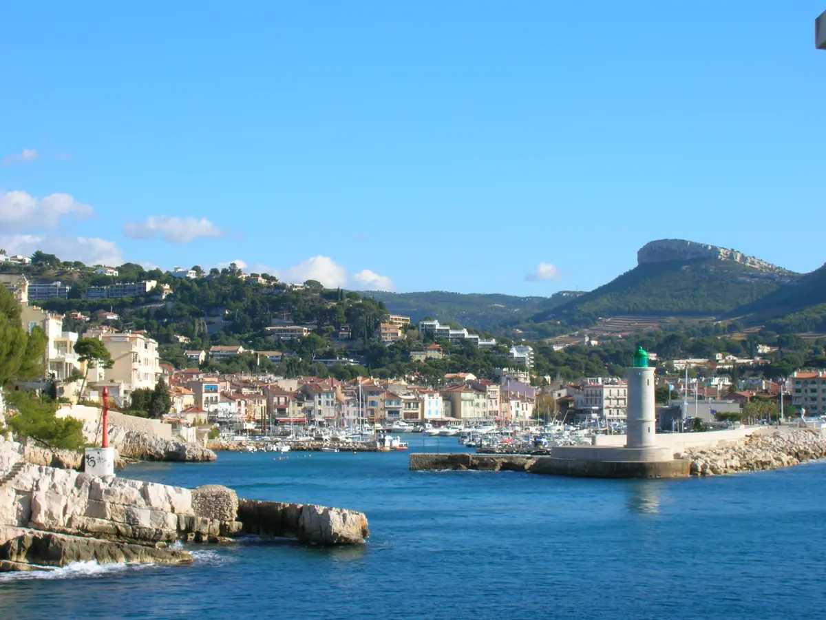 Les calanques en bateau de promenade | Cassis Tourisme