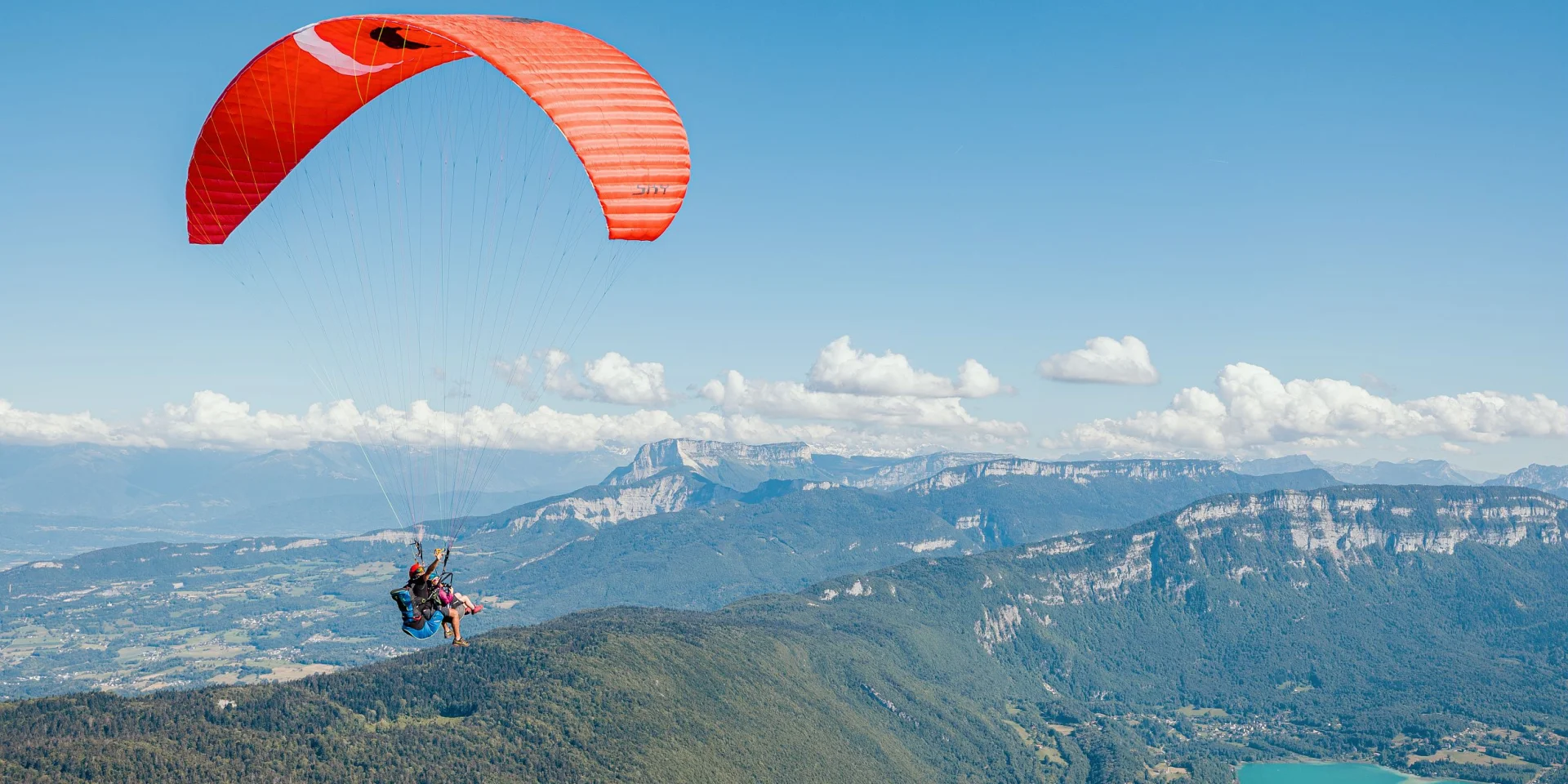 Activités aériennes à Chambéry Montagnes : parapente, ULM, planeur