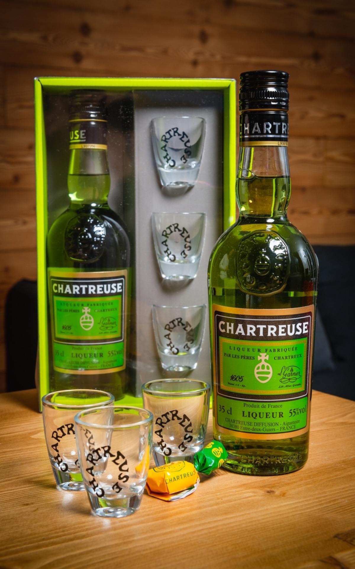 Liqueur de Chartreuse Verte : coffrets et produits dérivés | Site ...