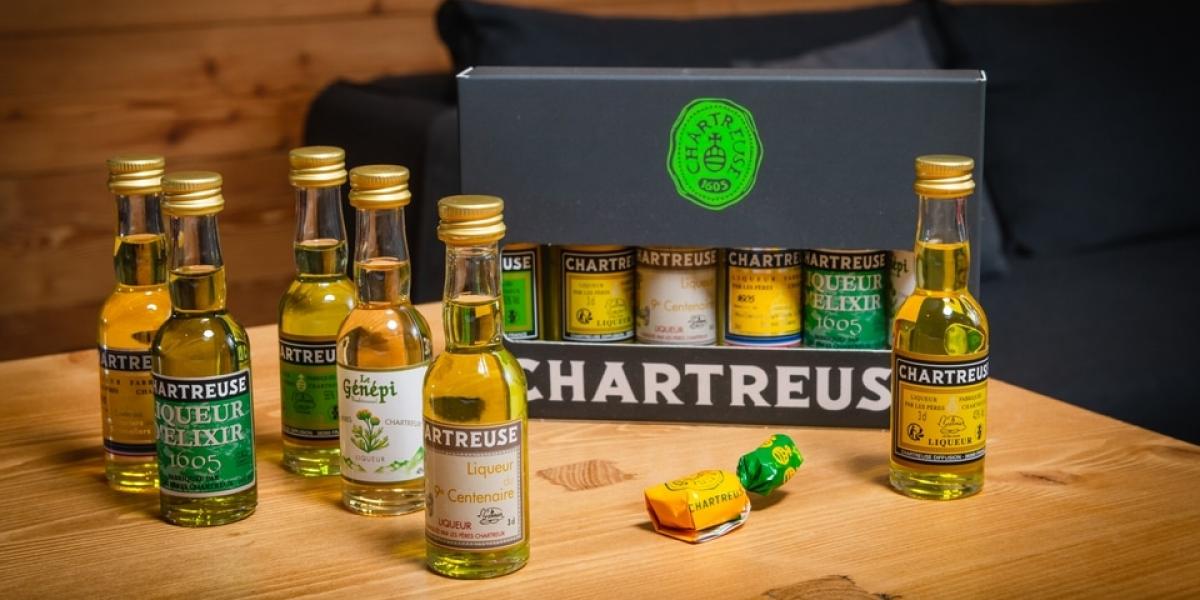 Liqueur de Chartreuse Verte : coffrets et produits dérivés | Site ...