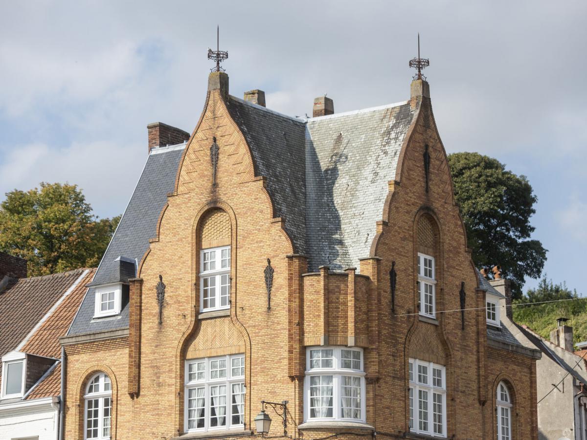 Flemish style: follow the crow-steps! | Hauts-de-France Tourism ...