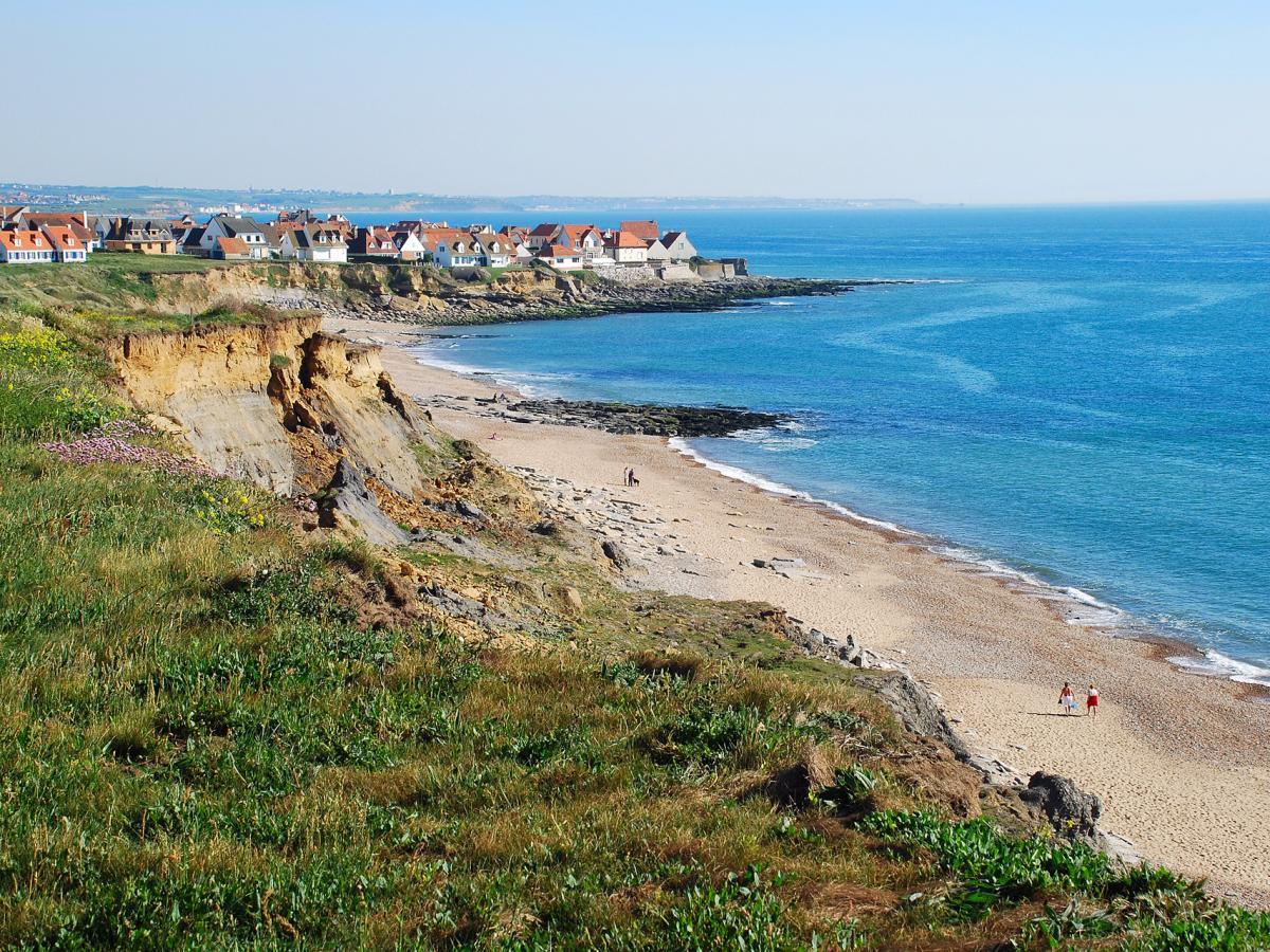 Les Deux-Caps par le sentier des douaniers | Site officiel Hauts-de ...