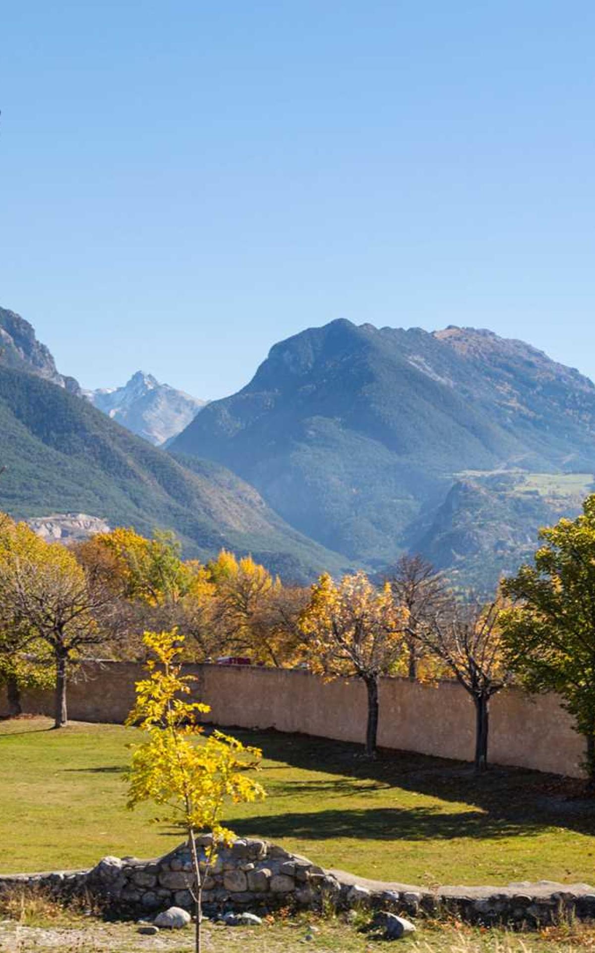 Rousset (Rousset) | Provence-Alpes-Côte d'Azur Tourism