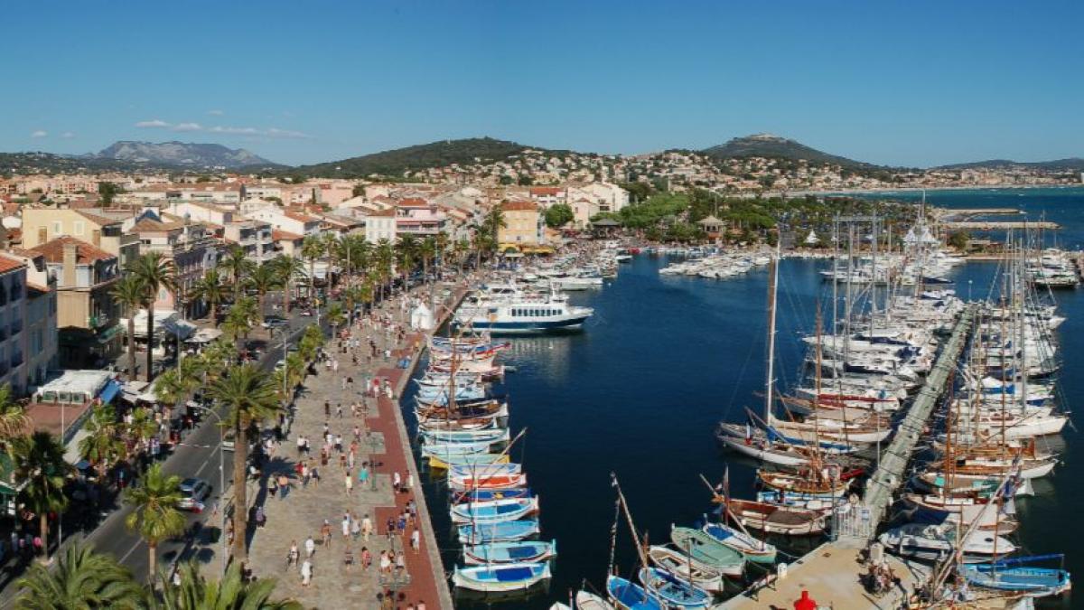 Dive into the seaside pleasures of Provence-Alpes-Côte d'Azur Tourism