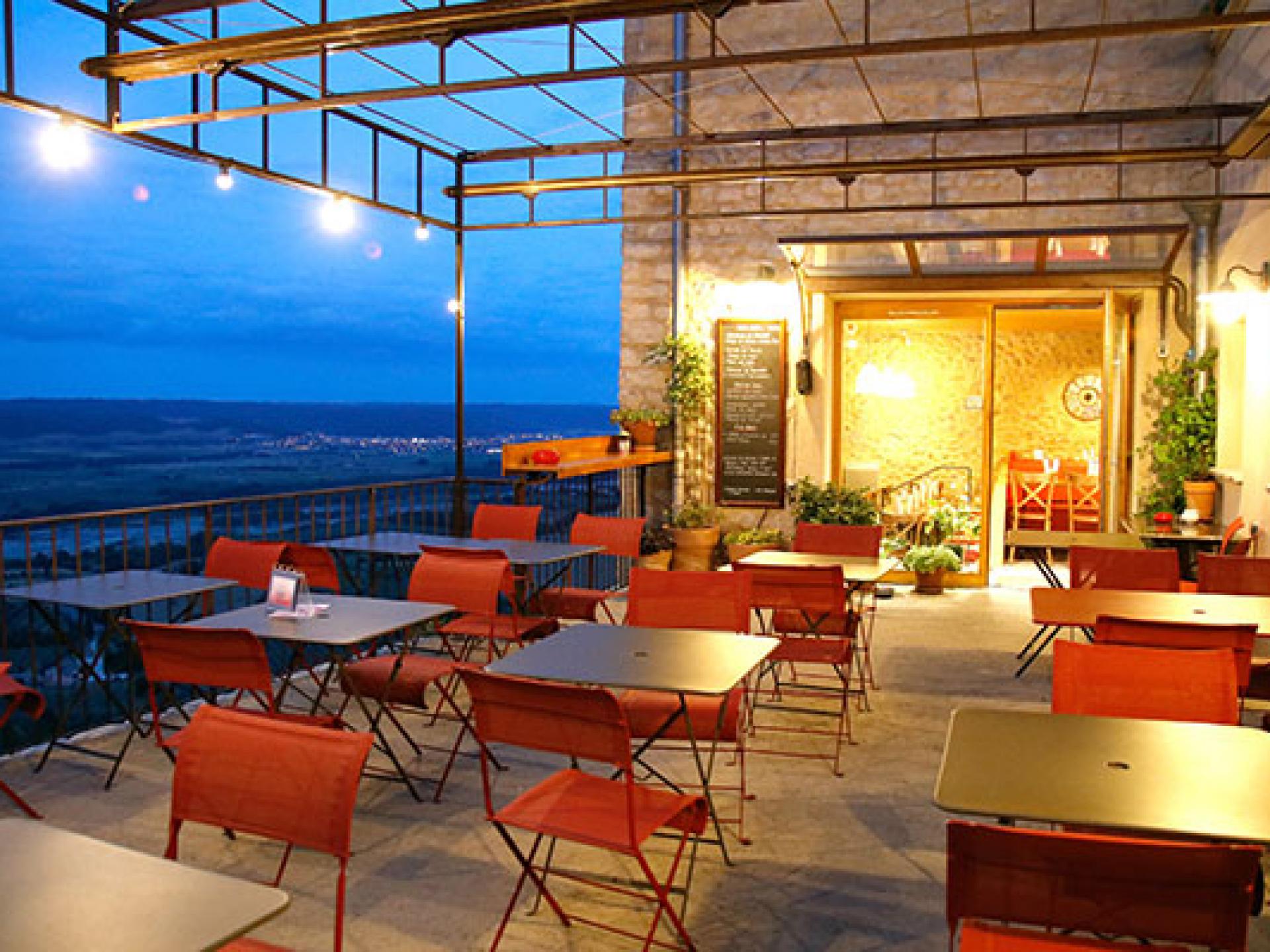 Provence Dining Guide: Discover Our Top 10 Restaurants