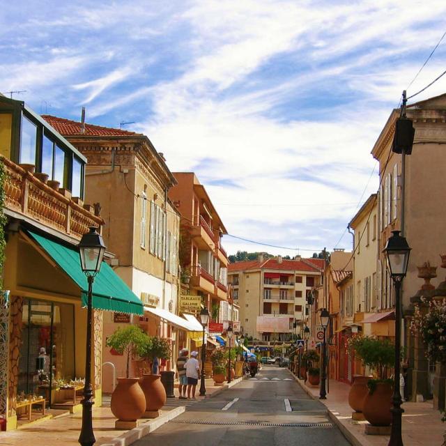 Vallauris (06220) : tourism in the Alpes-Maritimes department
