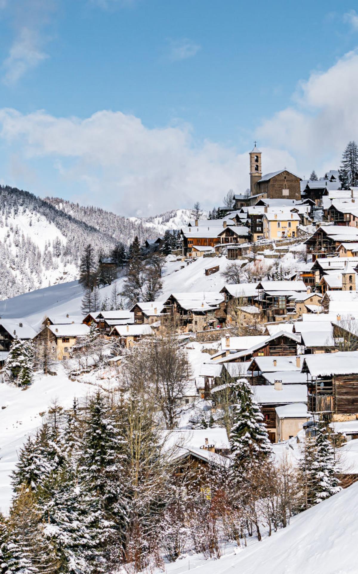 Where to go in the Alps? Here are the most beautiful typical Alpine ...