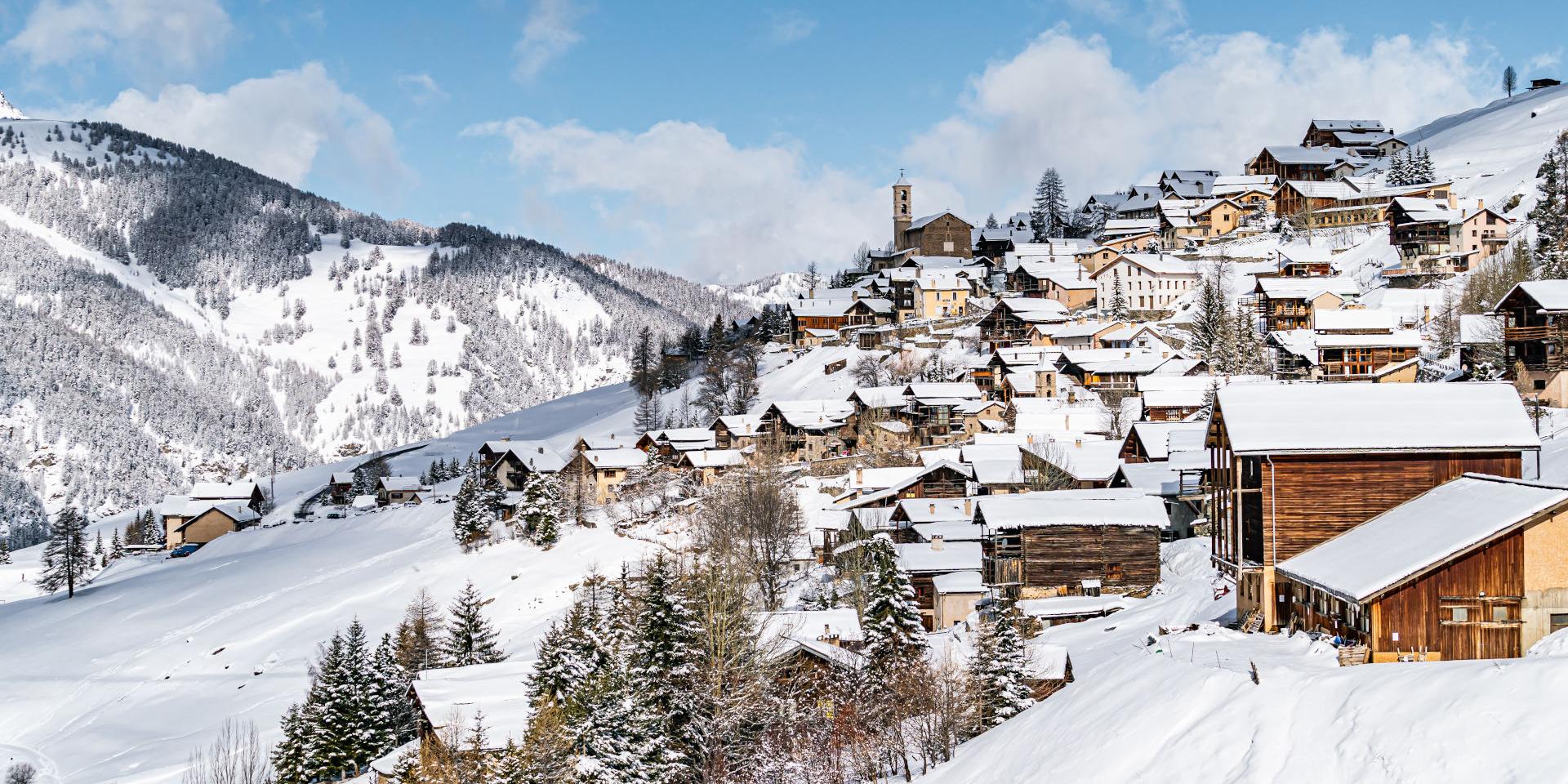 Beautiful Villages In The Alps Best Towns In French Alpes FZPY
