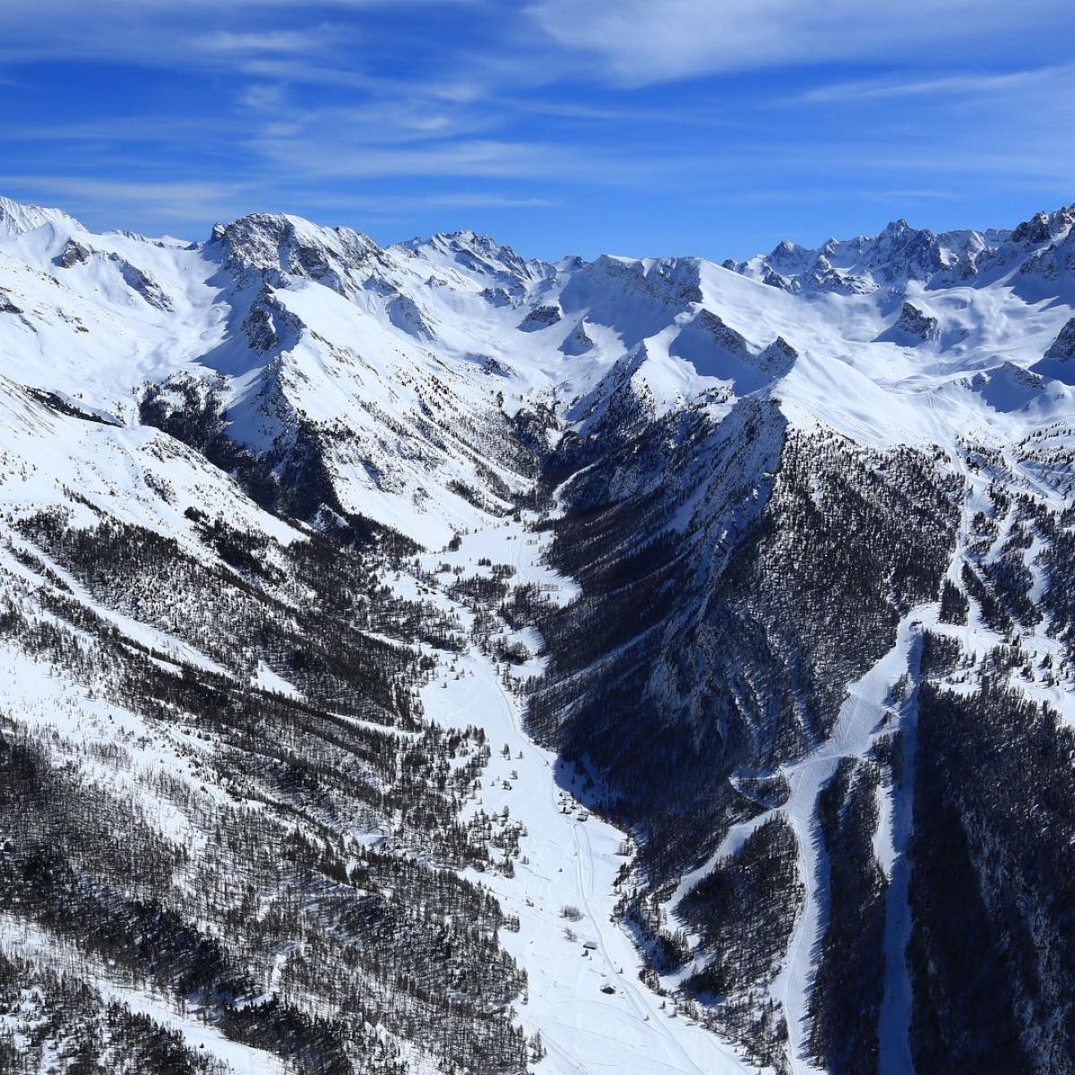 Auron ski resort | Provence-Alpes-Côte d'Azur Tourism