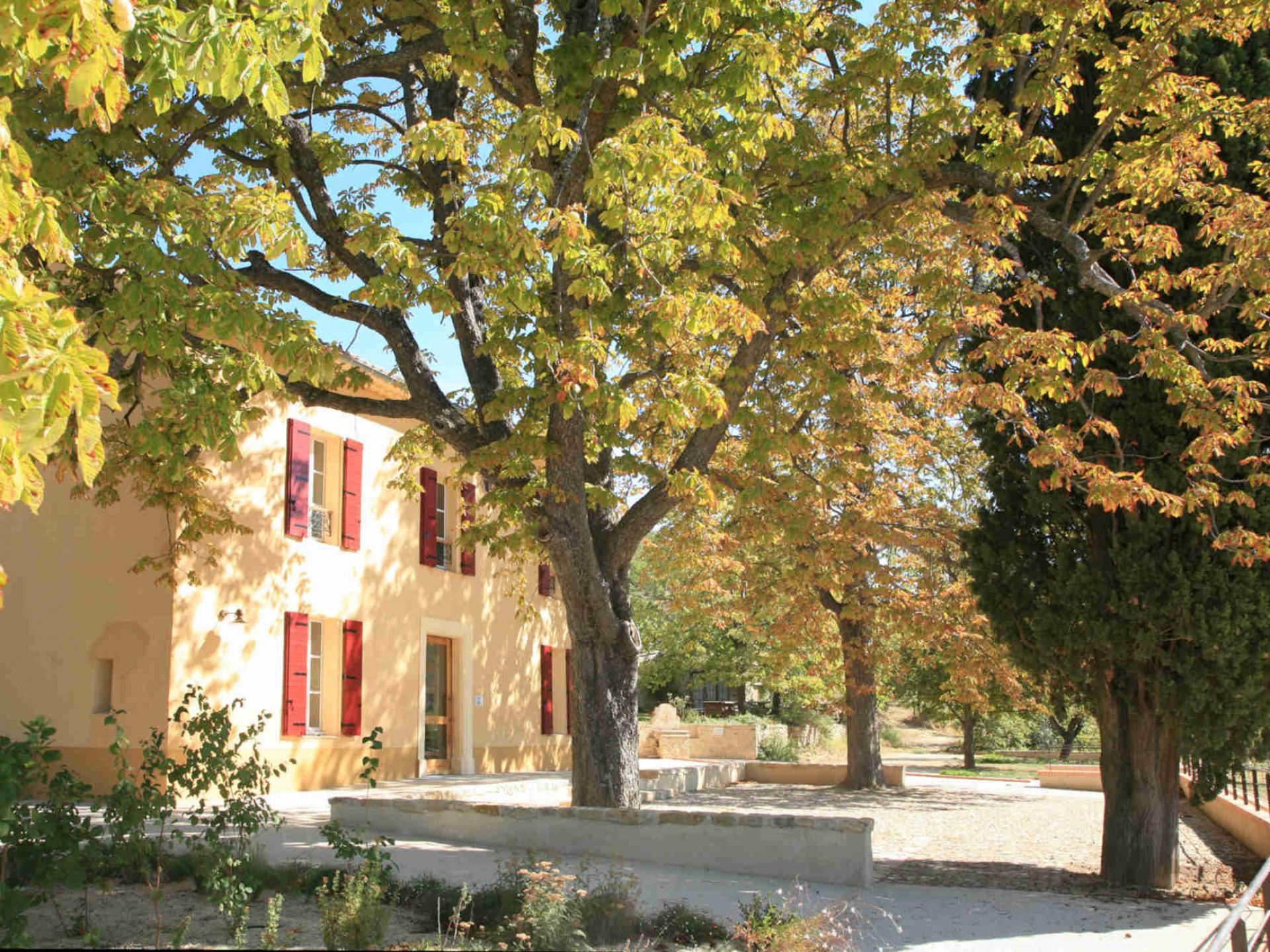 5 excursions to awaken your senses in the Luberon Regional Nature ...