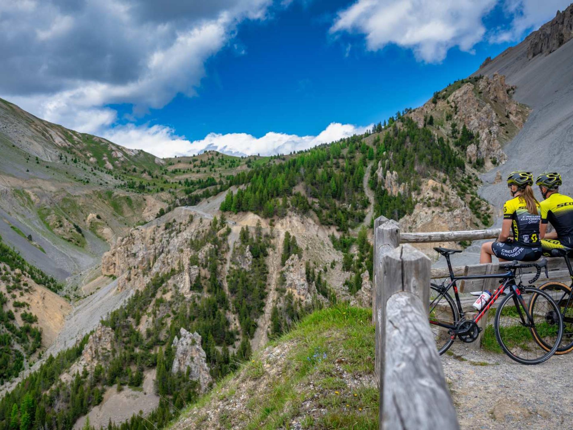 Top 7 viewpoints to explore in the French Southern Alps | Provence ...