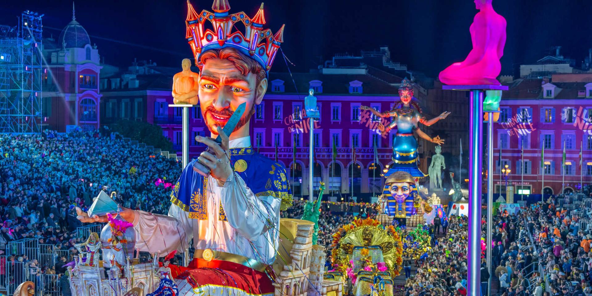 In the wings of the Nice Carnival | Provence-Alpes-Côte d'Azur Tourism