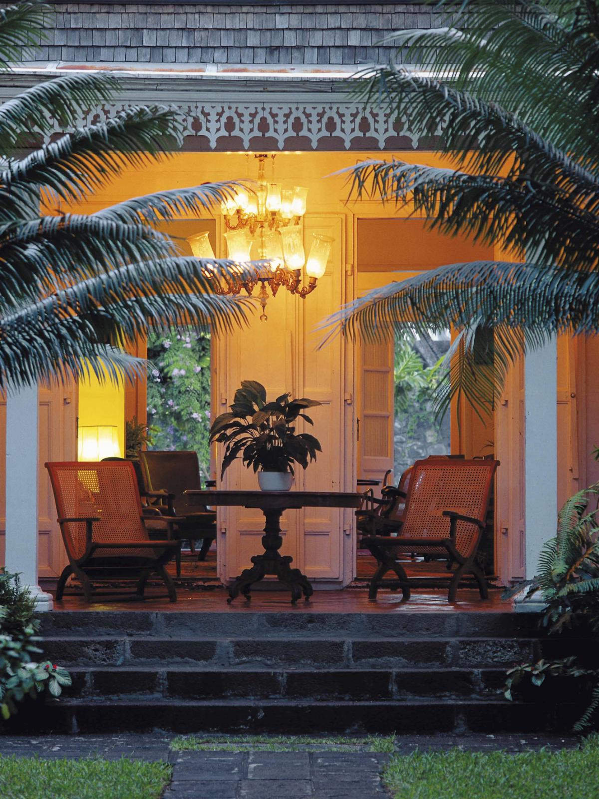 Creole gardens : the colours of Reunion Island