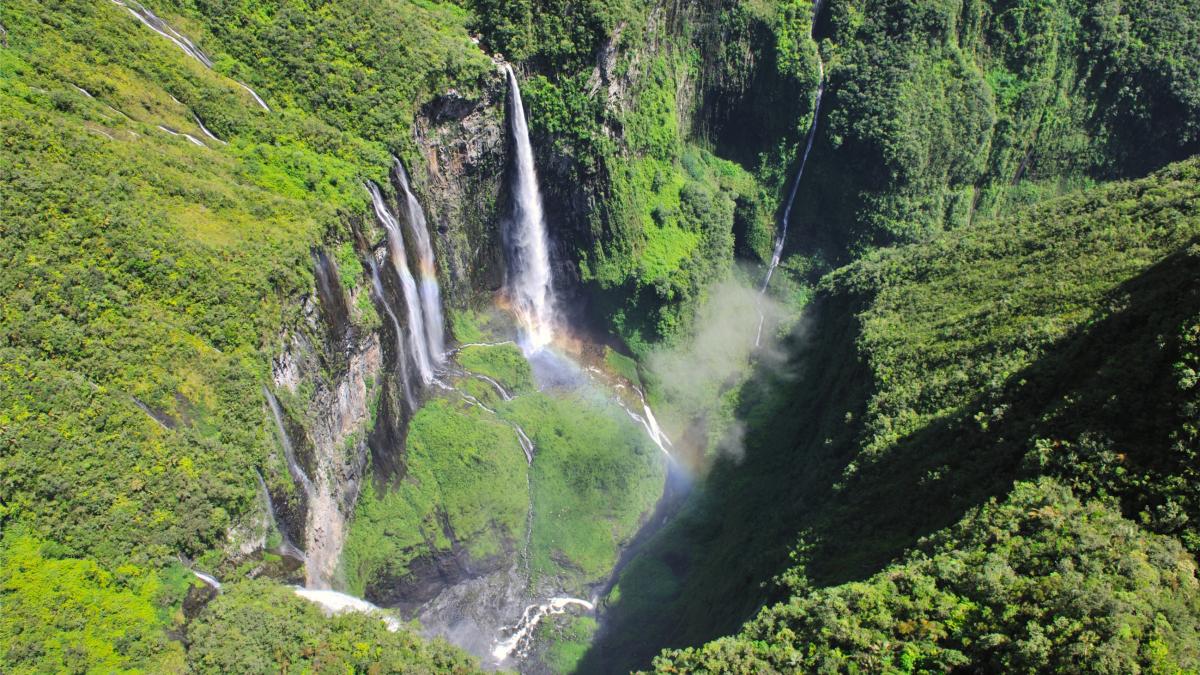Top 5 beautiful waterfalls and pools | Île de la Réunion Tourisme
