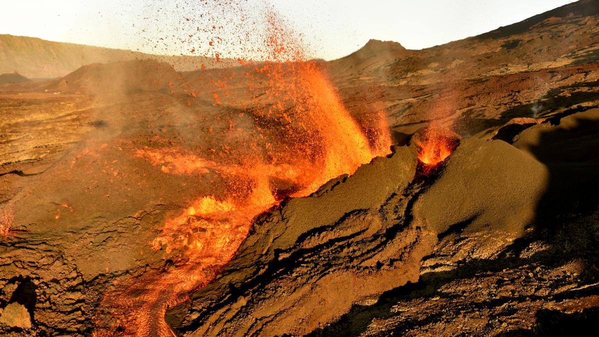 Volcanic eruptions: the ultimate show on Reunion Island