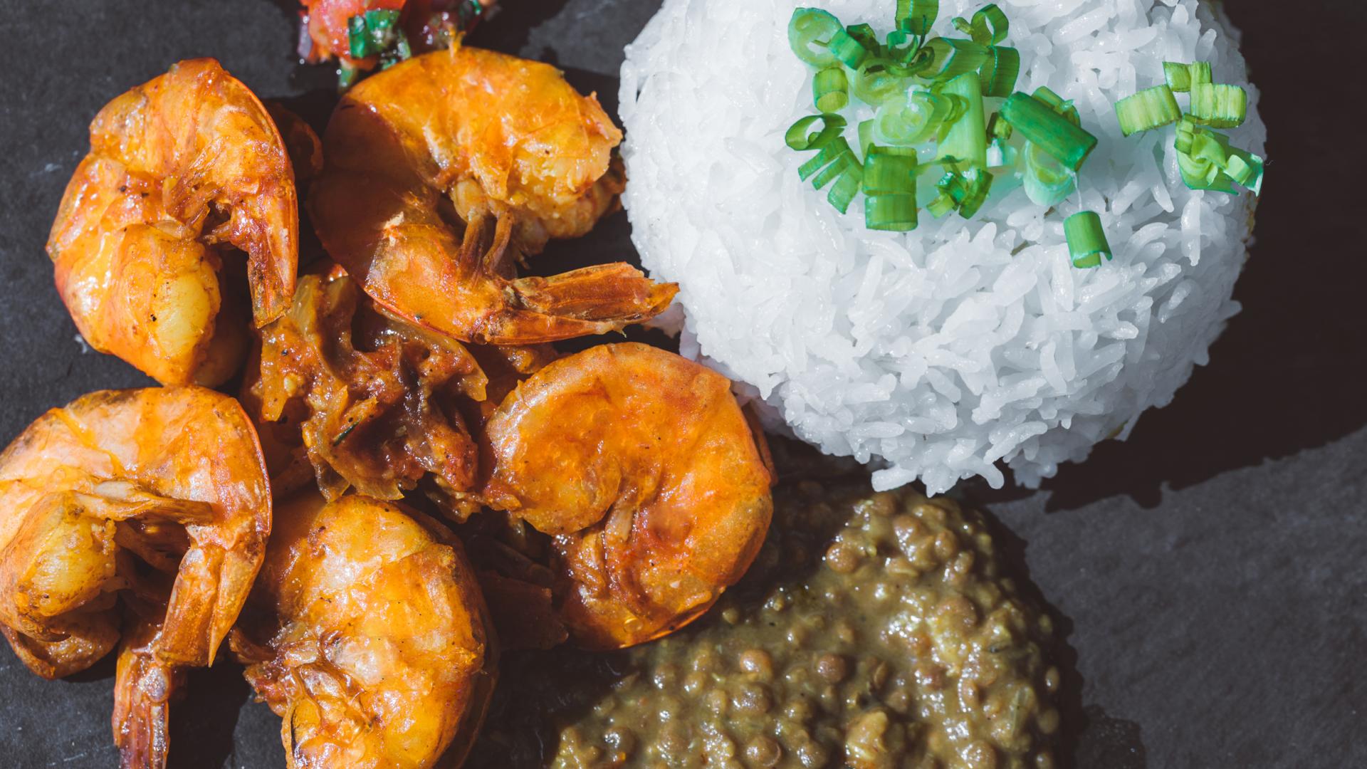 Pâtisseries françaises et cari créole | Île de la Réunion Tourisme