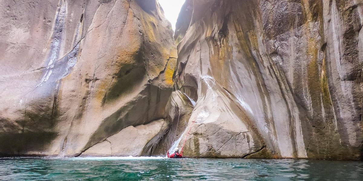 Canyon de Trou Blanc | Vivez une expérience unique à La Réunion