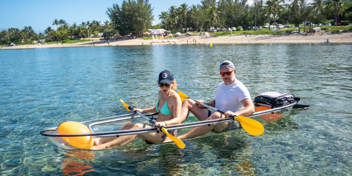 Balade en kayak transparent et Paddle sur le lagon | Vivez une ...
