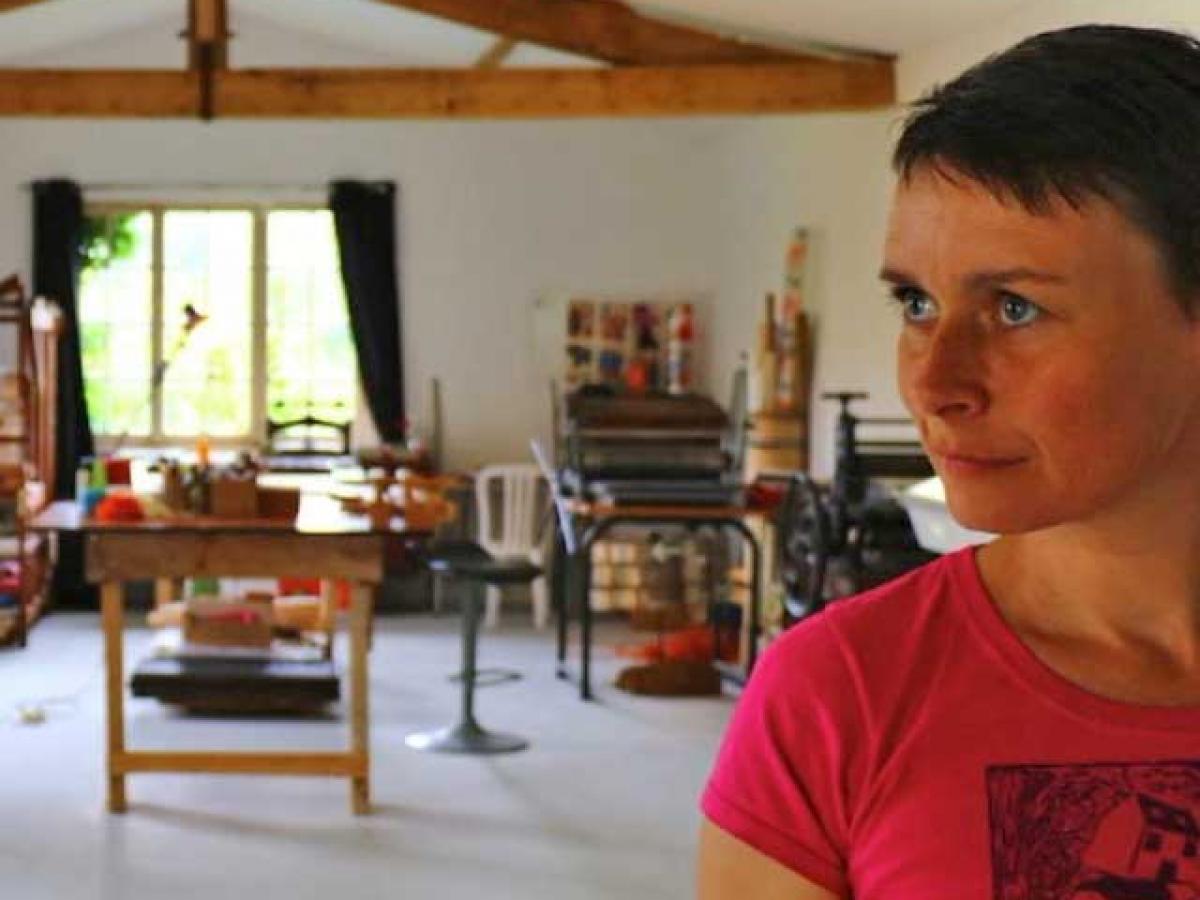 Laura Leeson, Papeterie des Arceaux | Dordogne Périgord Tourisme