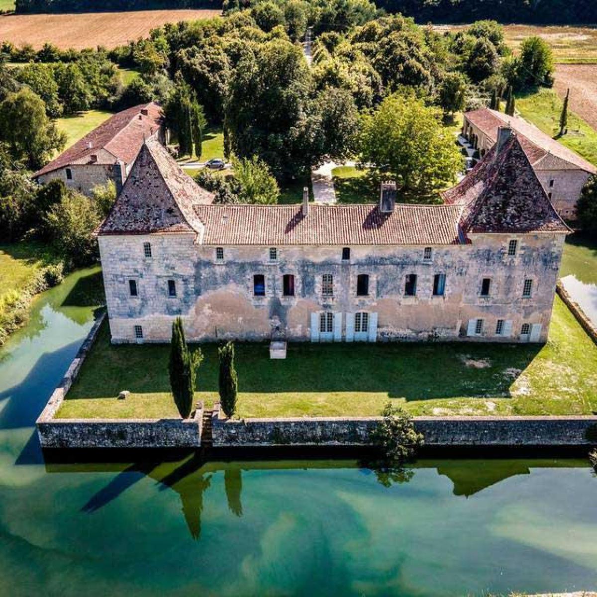 Top des châteaux un peu particuliers | Dordogne Périgord Tourisme