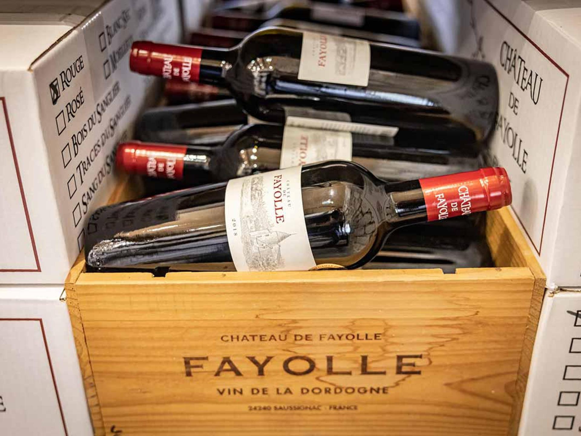 Déguster du bon vin et chiner des merveilles au Château de Fayolle ...