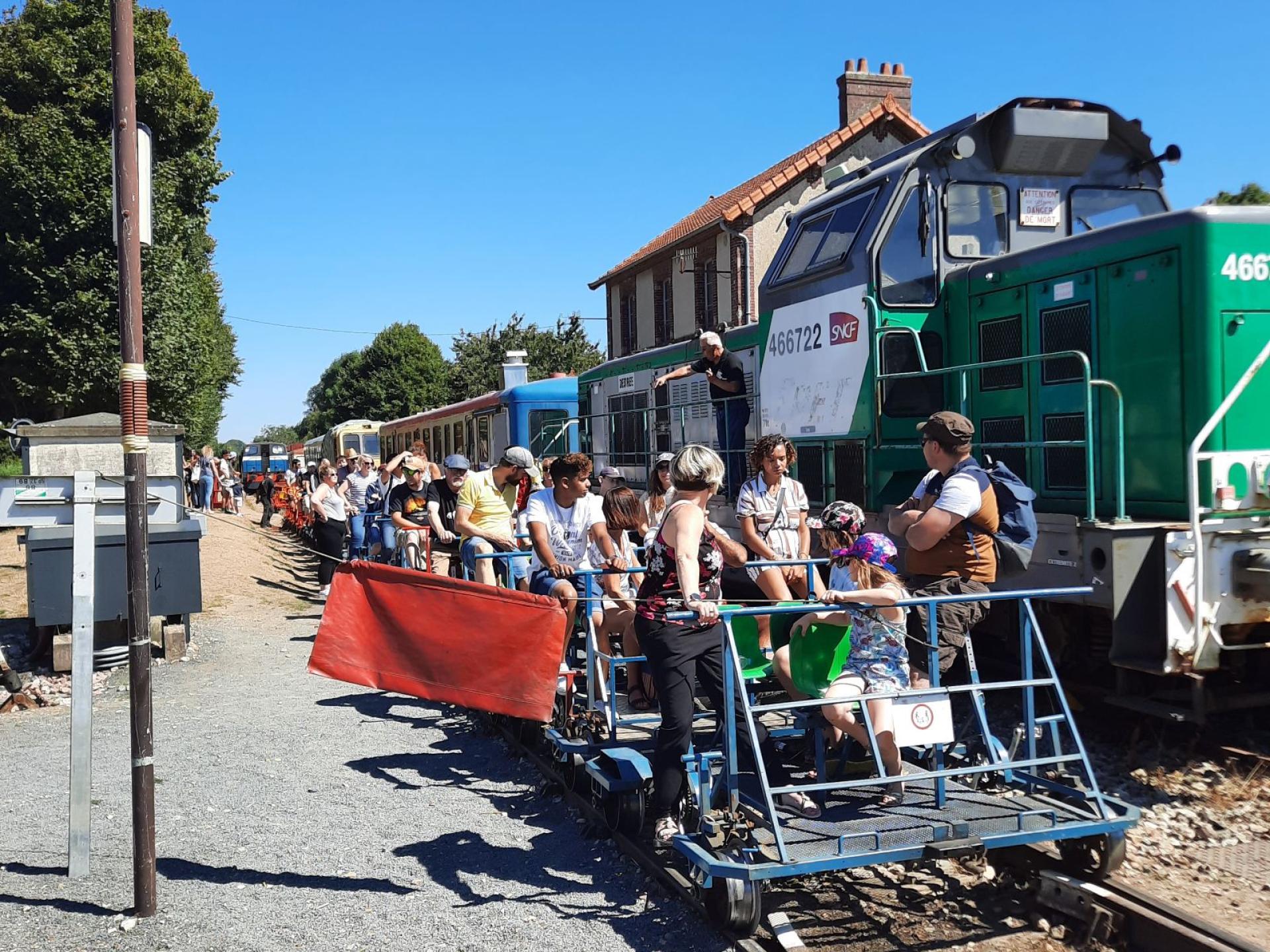 S’amuser en vélo-rails | Office de Tourisme de Fécamp