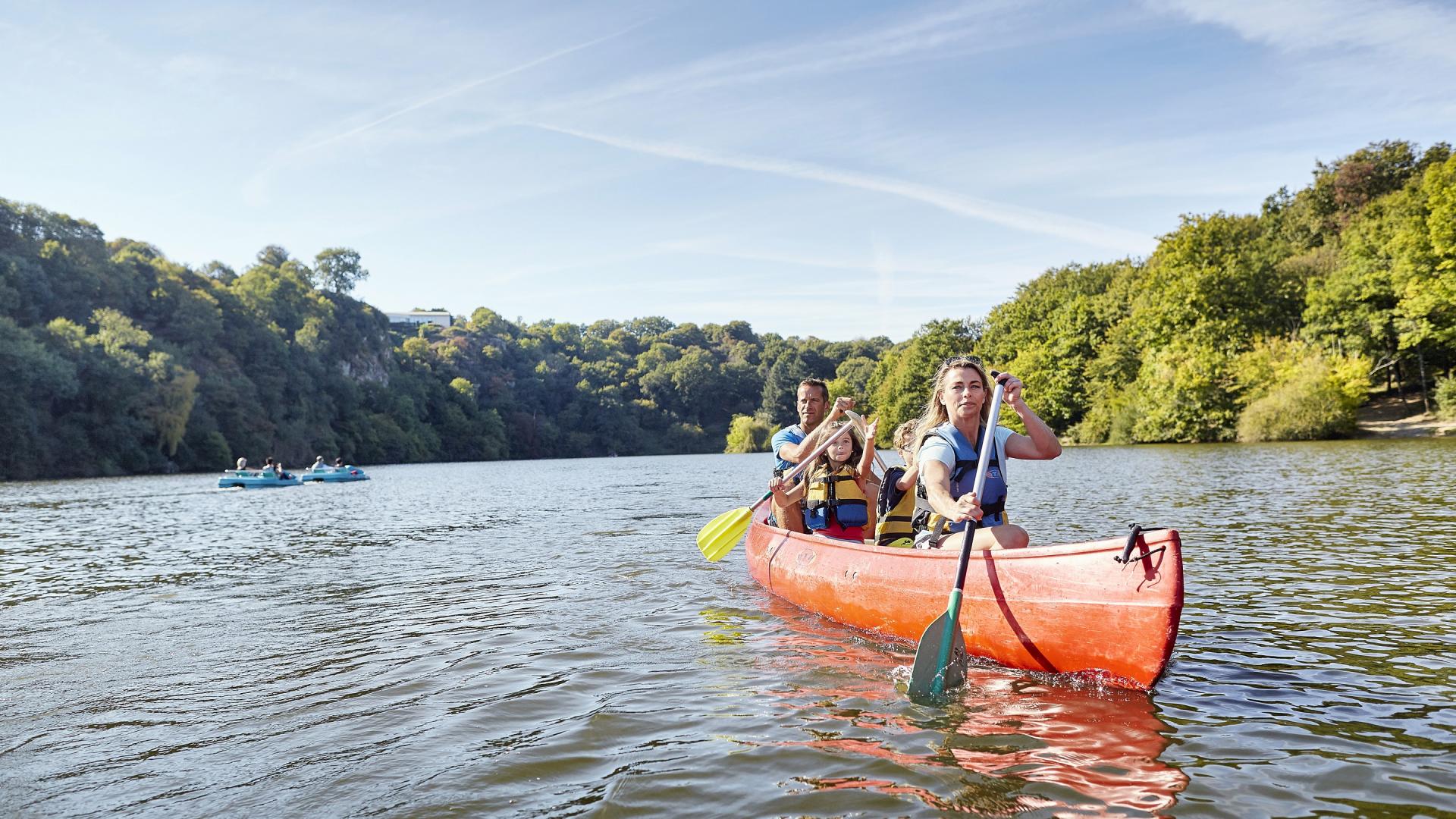 Découvrir la forêt de Mervent-Vouvant | Office de Tourisme Vendée ...