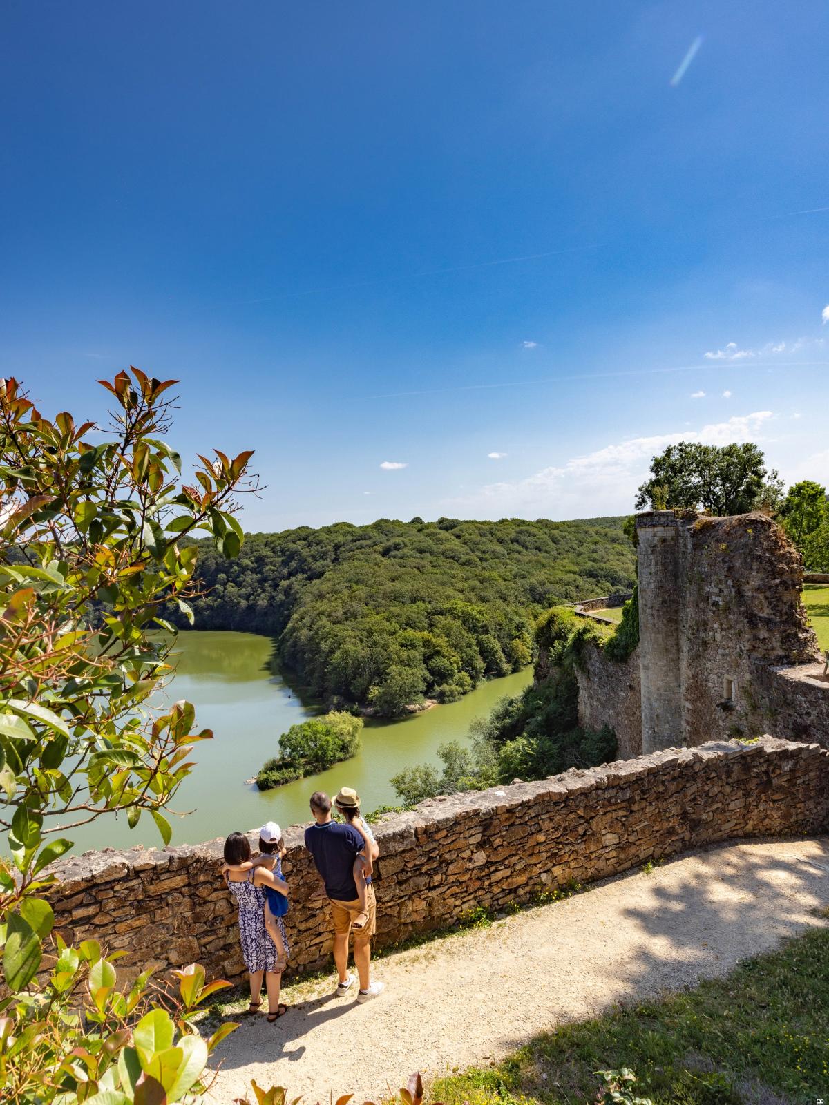 Mervent l’aventure en famille | Office de Tourisme Vendée Marais Poitevin