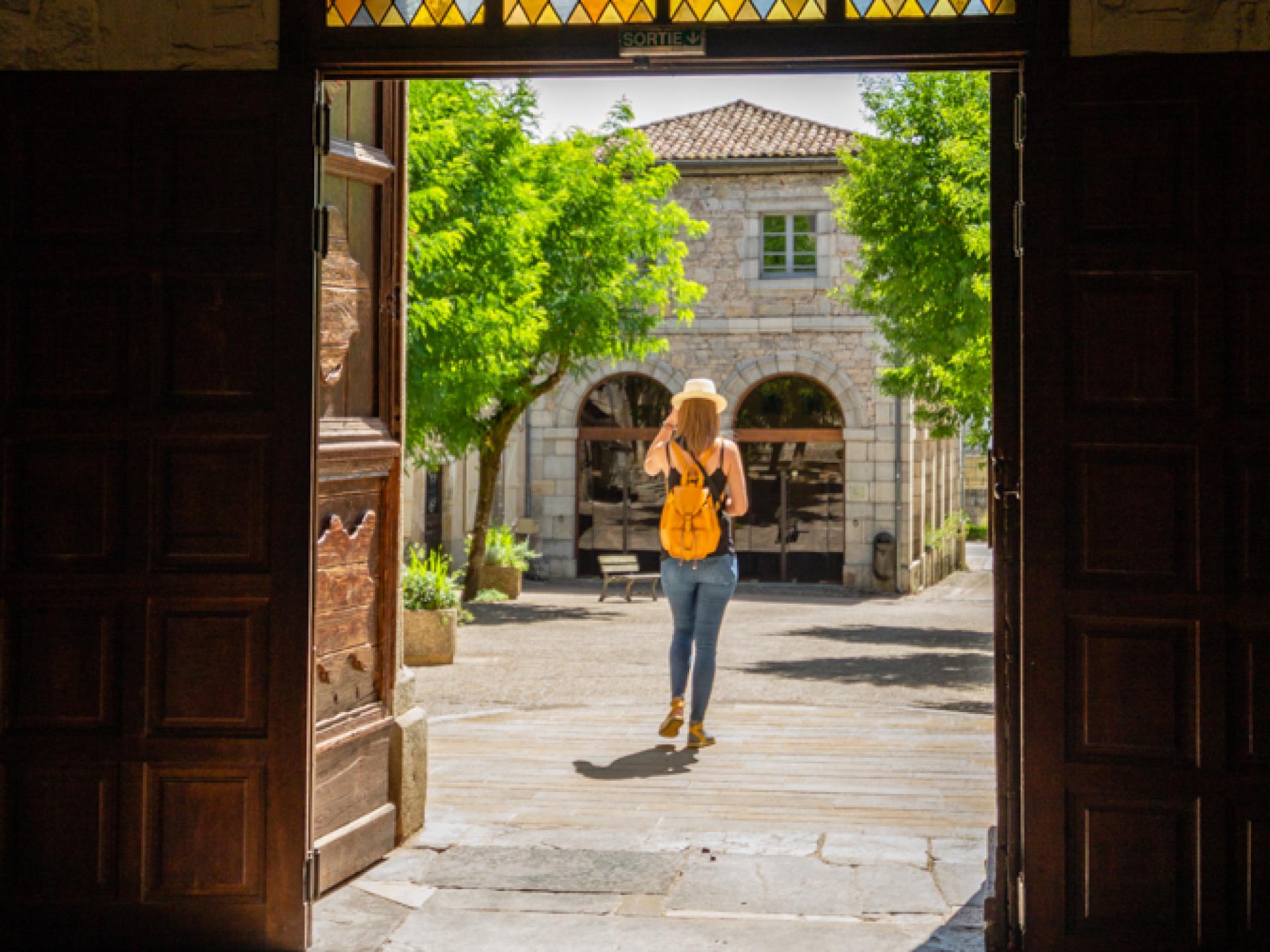 Visite groupe des vallées du Lot et du Célé | Figeac Tourisme, Vallées ...