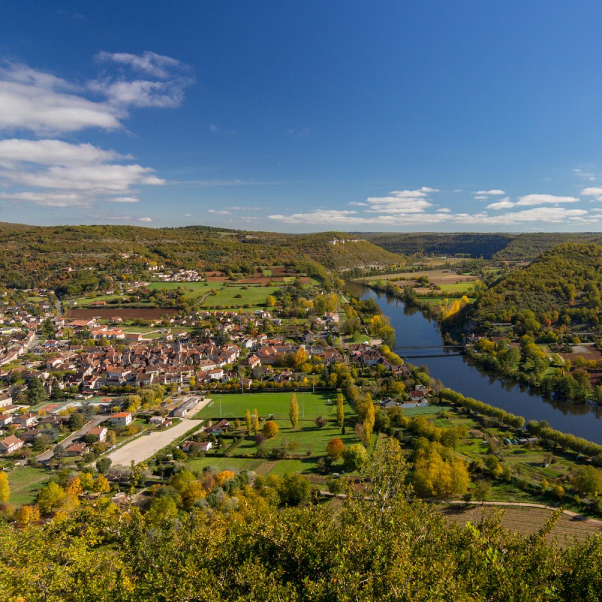 The Lot Valley cycle route | Figeac Tourism, Lot and Célé Valleys